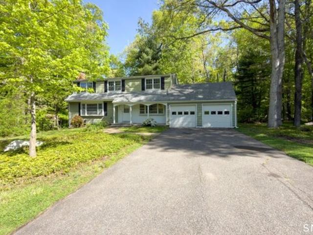 Briarwood Dr, Simsbury, Home For Sale