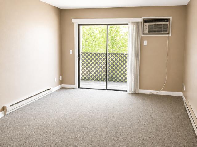 Briarwood Estates 1 Bedroom Apartment for Rent at 901 Country Club Drive, Marshall, MN 56258