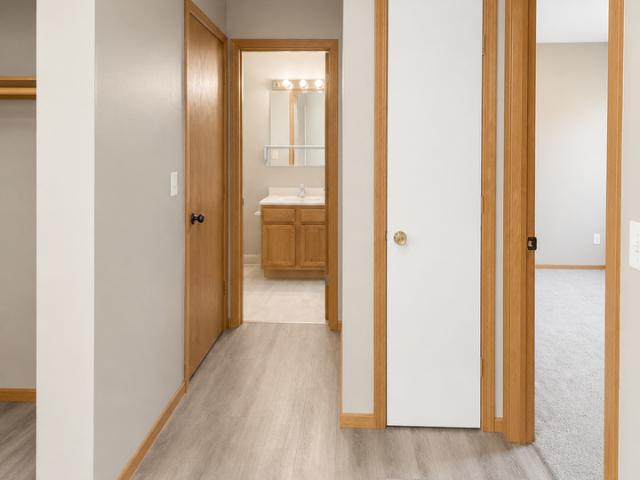 Briarwood Estates 2 Bedroom Apartment for Rent at 901 Country Club Drive, Marshall, MN 56258