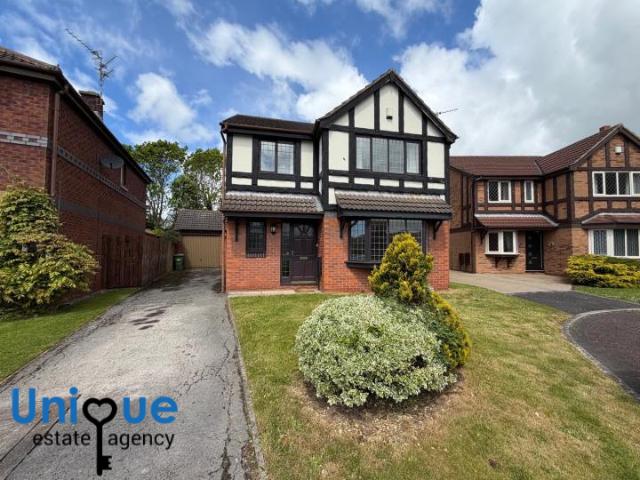Briarwood, Freckleton, Preston, PR4 4 bed detached house to rent £1,295 pcm £299 pw