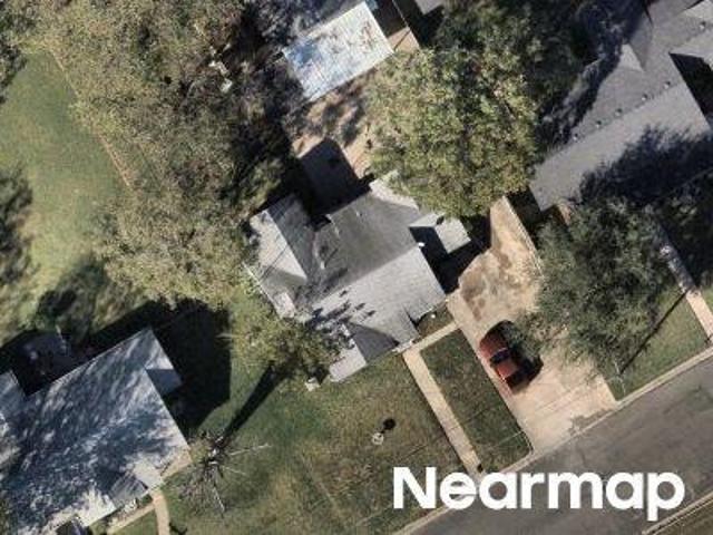 Briarwood Ln