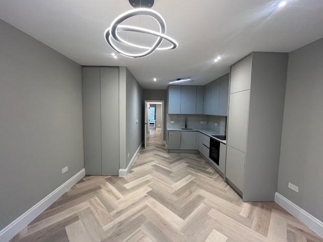Brick Lane, Shoreditch, London E1, 1 bed flat to rent, £2,250 pcm | PrimeLocation
