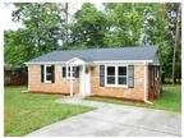 Brick Ranch Home in Taylors, Big Backyard