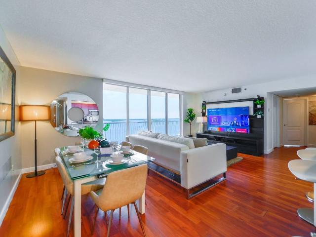 Brickell Bay Drive 1200 3 Bedroom Apartment for Rent at Brickell Bay Dr #1022199P, Miami, FL 33131 Brickell