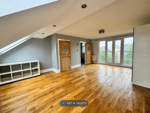 Brickwood Road, Croydon CR0, 4 bed semi detached house to rent, £3,200 pcm | PrimeLocation