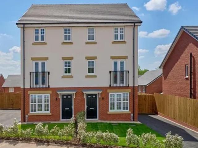 Brickwork Close, Tyburn, B24 9PE, United Kingdom | 3 bed townhouse for rent #137645641 | Rentberry
