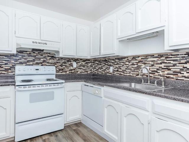 Brickyard Flats Studio Apartment for Rent at 6363 Hollister Drive, Speedway, IN 46224 Speedway