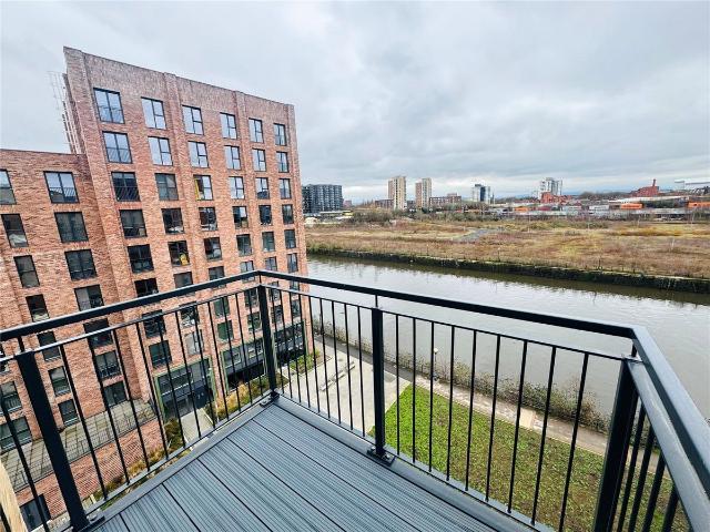 Bridgewater Wharf Block B, 257 Ordsall Lane, Salford M5, 3 bed flat to rent, £1,395 pcm | PrimeLocation