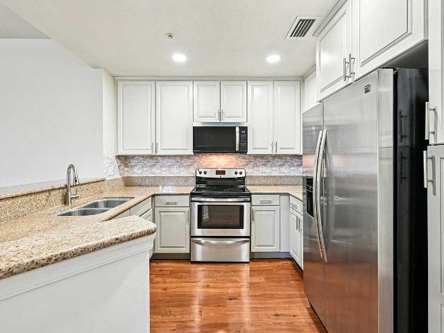 Bridgewater at Lake Osborne 3 Bedroom Apartment for Rent at 6116 Yellow Sun Dr, Lake Worth, FL 33462