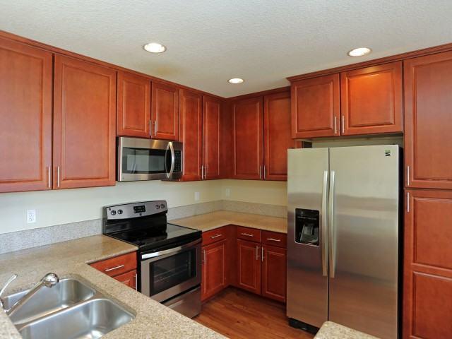 Bridgewater at Lake Osborne 2 Bedroom Apartment for Rent at 6116 Yellow Sun Dr, Lake Worth, FL 33462