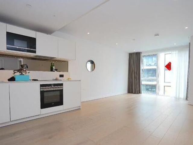 Bridgewater Avenue, London, 1 Bedroom Flat