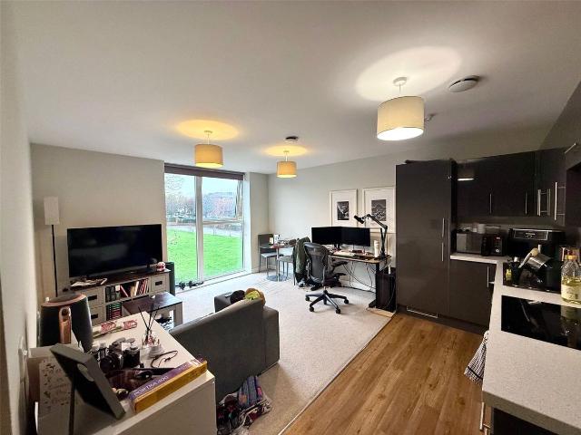 Bridgewater Gate, Woden Street, Salford, Greater Manchester M5, 1 bed flat to rent, £975 pcm | PrimeLocation
