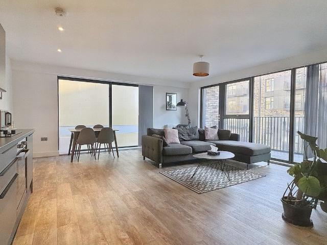 Bridgewater House, Victoria Road, Ashford TN23, 2 bed flat to rent, £1,525 pcm | PrimeLocation