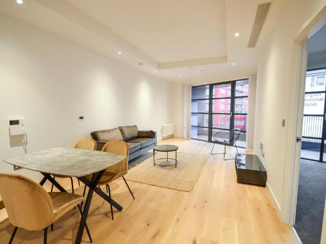 Bridgewater House, London City Island E14, 1 bed flat to rent, £2,250 pcm | PrimeLocation