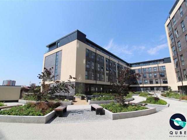 Bridgewater Point, Ordsall Lane, Salford M5, 2 bed flat to rent, £1,175 pcm | PrimeLocation