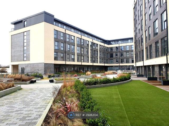 Bridgewater Point, Salford M5, 2 bed flat to rent, £1,300 pcm | PrimeLocation