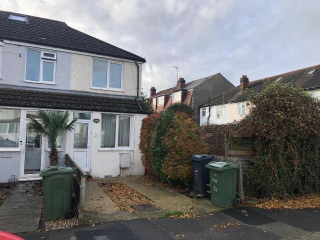 Bridgewood Road, London SW16, 1 bed end terrace house to rent, £1,650 pcm | PrimeLocation