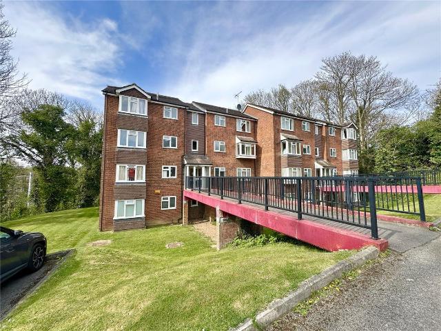 Bridge Court, Craigmount, Radlett, Hertfordshire WD7, 1 bed flat to rent, £1,400 pcm | PrimeLocation