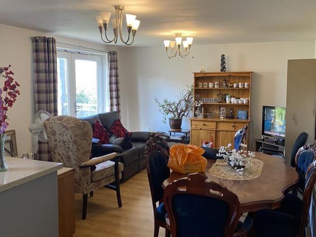 Bridge, Dartford DA1 2 bed flat to rent £1,650 pcm £381 pw