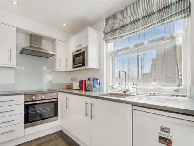 Bridge House, London Road, 1 Bedroom Apartment