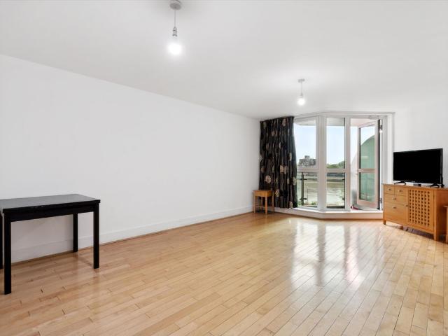 Bridge House, St. George Wharf, Vauxhall SW8, 2 bed flat to rent, £3,250 pcm | PrimeLocation
