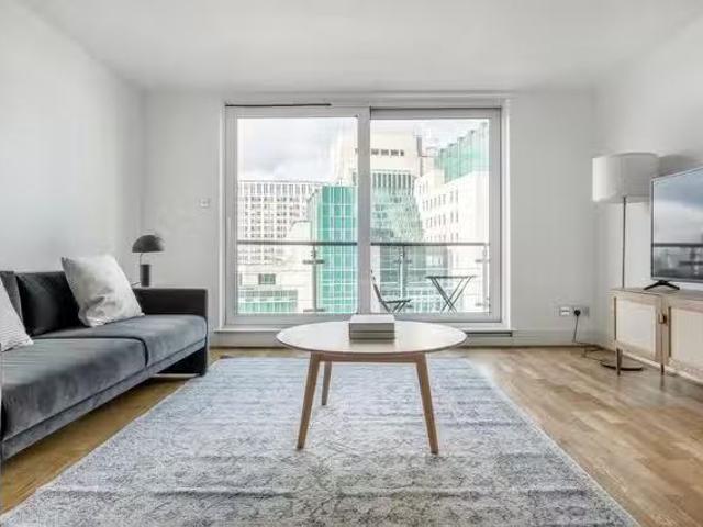 Bridge House, St George Wharf, Vauxhall 2 Bedroom 2 Bath