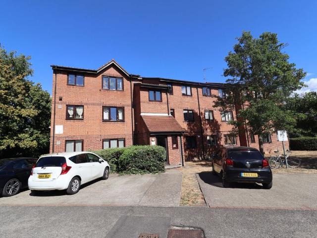 Bridge Meadows, New Cross SE14, Studio to rent, £1,400 pcm | PrimeLocation