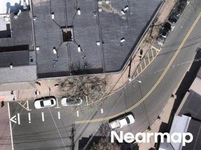 Bridge St