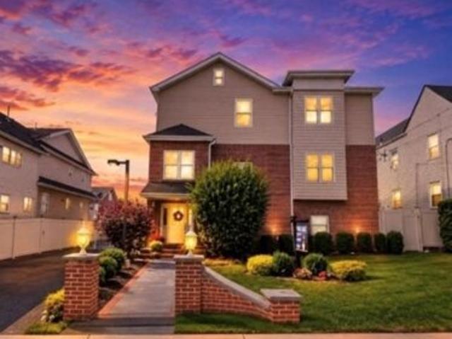 Bridge St Unit,belleville, Condo For Sale
