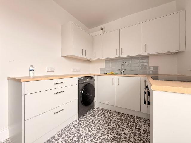 Bridge Street, Belper DE56, 1 bed flat to rent, £700 pcm | PrimeLocation