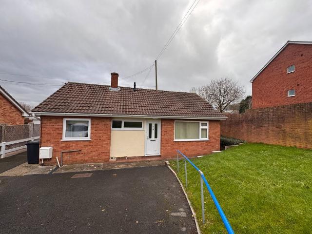 Bridge Street, Ledbury, Herefordshire HR8, 2 bed bungalow to rent, £900 pcm | PrimeLocation