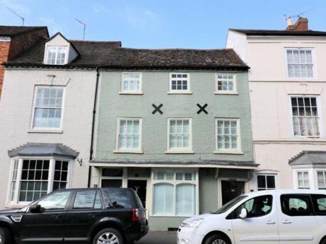 Bridge Street, Pershore, 3 Bedroom Town