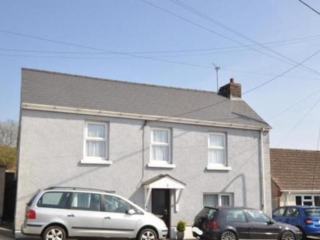 Bridge Street, St. Clears, 3 Bedroom Detached