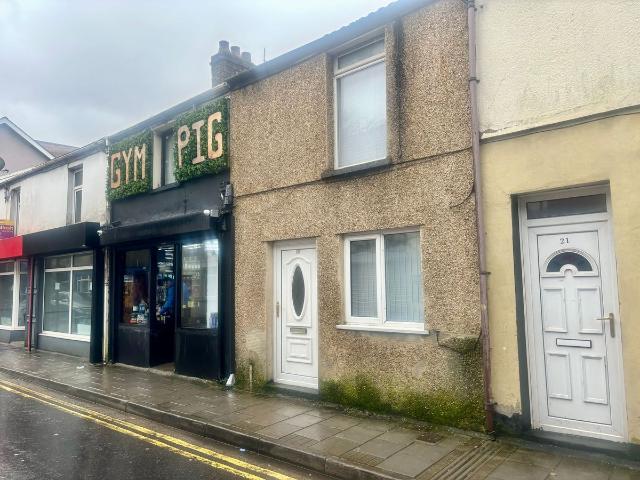 Bridge Street, Troedyrhiw CF48, 2 bed terraced house to rent, £600 pcm | PrimeLocation