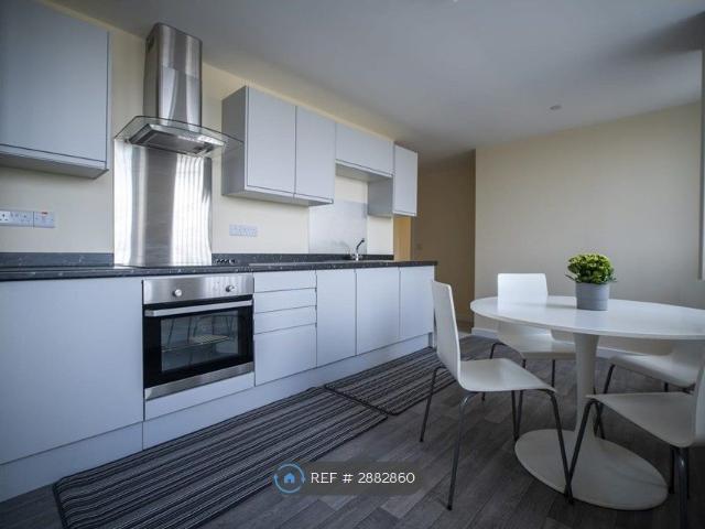 Bridge Street, Walsall WS1, 2 bed flat to rent, £900 pcm | PrimeLocation