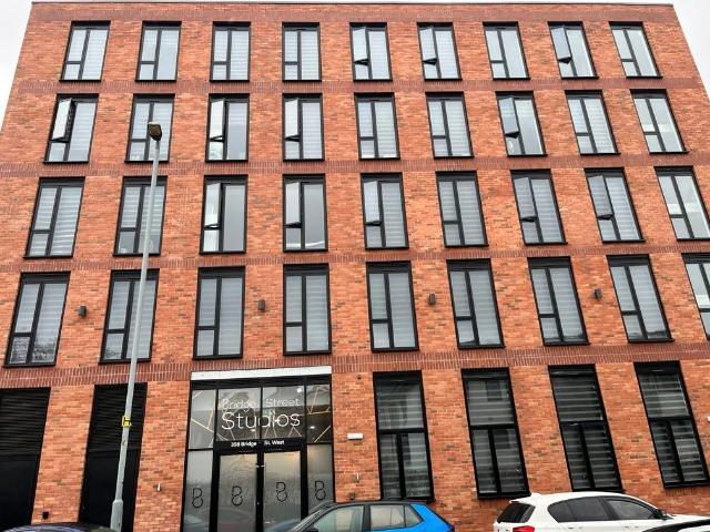 Bridge Street West, Birmingham B19, Room to rent, £1,050 pcm | PrimeLocation