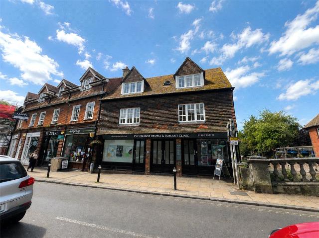Bridge Street, Winchester, Hampshire SO23, 1 bed flat to rent, £1,300 pcm | PrimeLocation