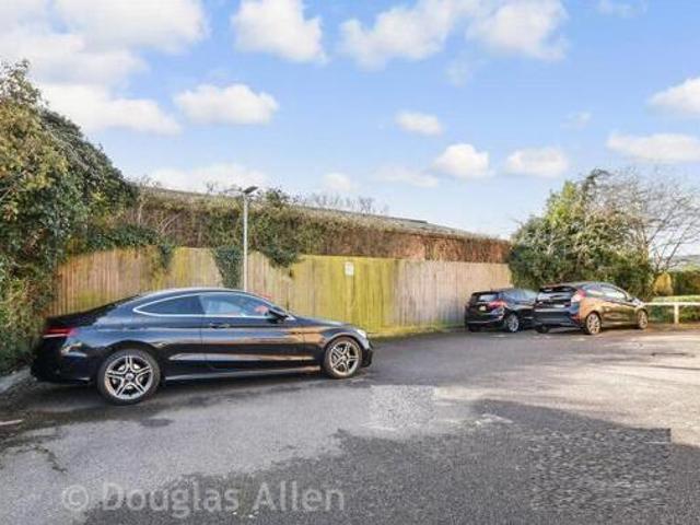 Bridge Road, Wickford, 1 Bedroom Ground