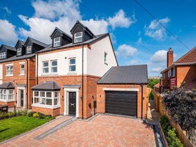 Bridge Road, Wollaton, 4 Bedroom Detached