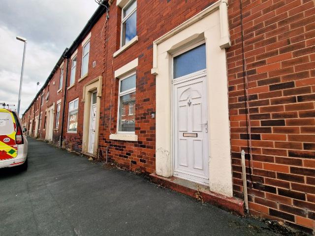 Bridge Road, Ashton On Ribble, Lancashire PR2, 3 bed terraced house to rent, £825 pcm | PrimeLocation