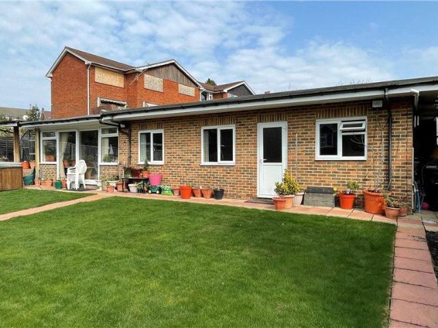 Bridge Road, Bagshot, Surrey GU19, 1 bed bungalow to rent, £1,500 pcm | PrimeLocation
