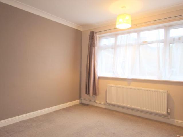 Bridge Road, Epsom