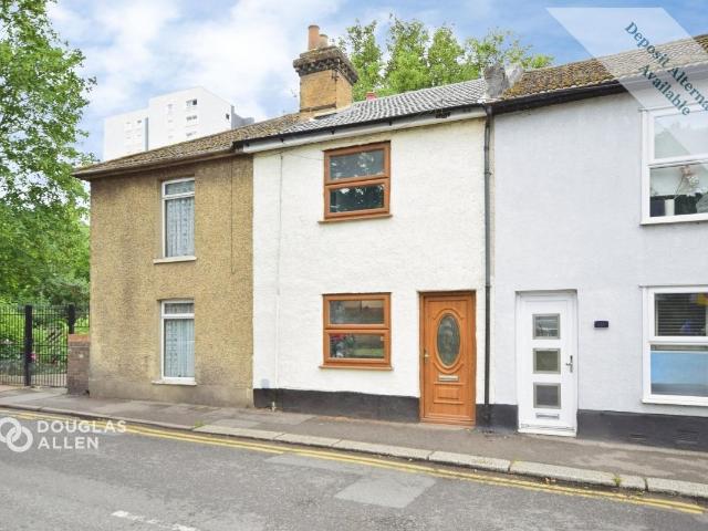 Bridge Road, Grays RM17, 2 bed terraced house to rent, £1,600 pcm | PrimeLocation