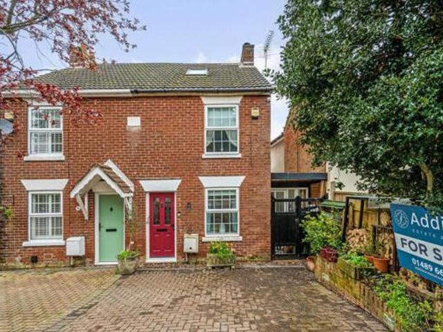 Bridge Road, Sarisbury Green, 2 Bedroom Semi detached