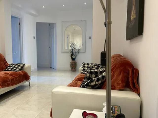 Bridgefield House, 219 Queensway, London, W2 5HS, United Kingdom | 5 bed apartment for rent #162170899 | Rentberry