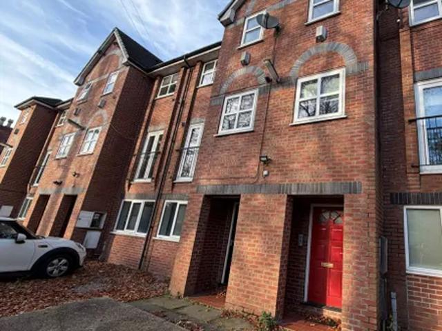 Bridgelea Mews, Manchester, M20 3BJ, United Kingdom | 6 bed house for rent #165696570 | Rentberry