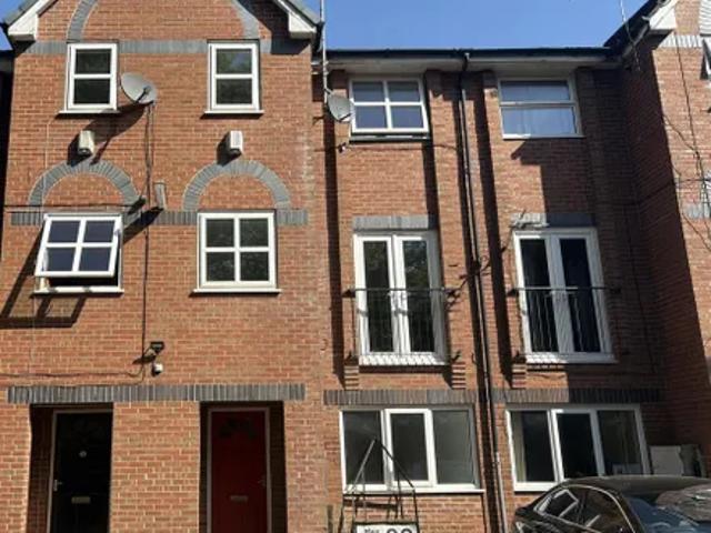 Bridgelea Mews, Manchester, M20 3BJ, United Kingdom | 6 bed townhouse for rent #167242653 | Rentberry