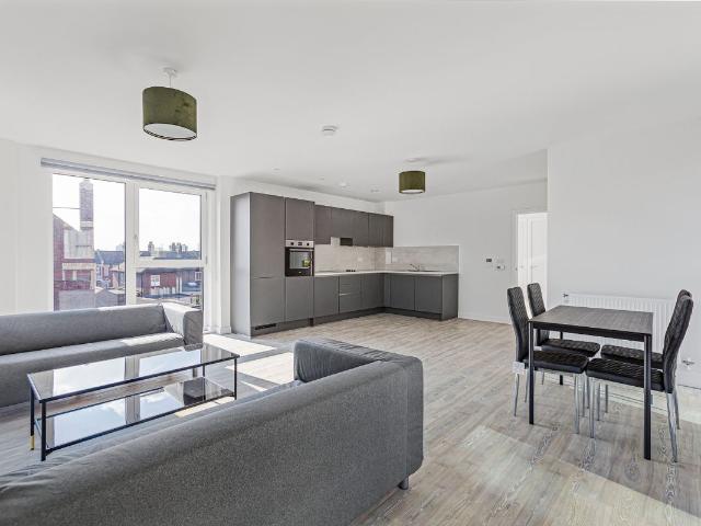 Bridgeman House, Upton Park E13, 3 bed flat to rent, £3,000 pcm | PrimeLocation