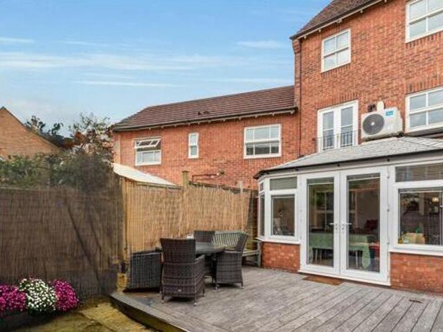 Bridgemere Close, Westcroft, 4 Bedroom Town