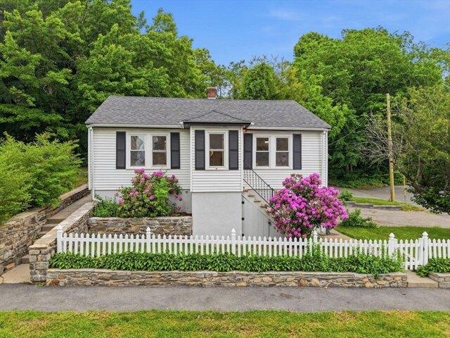 Bridgeport St, Worcester, Home For Sale